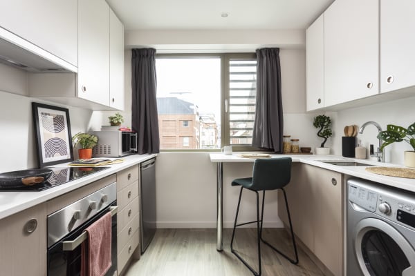Hawthorne House | UAL